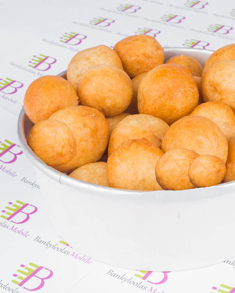 Puffs - Bankyloolas - Small chops, Grills, Pasta and Events In Ibadan