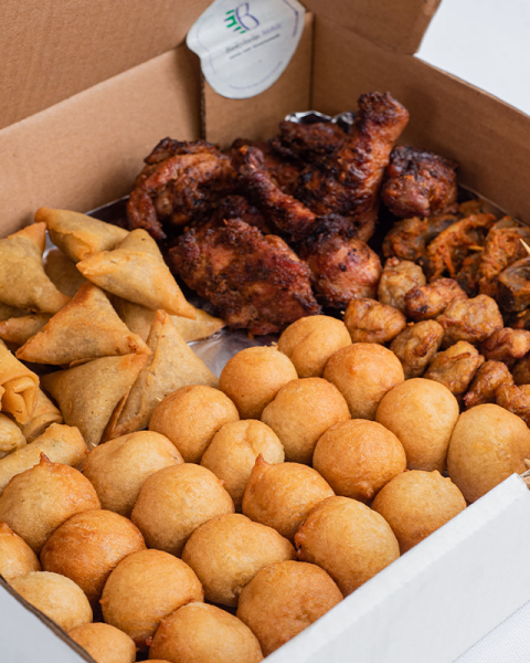 Family Platter - Bankyloolas - Small chops, Grills, Pasta and Events In ...
